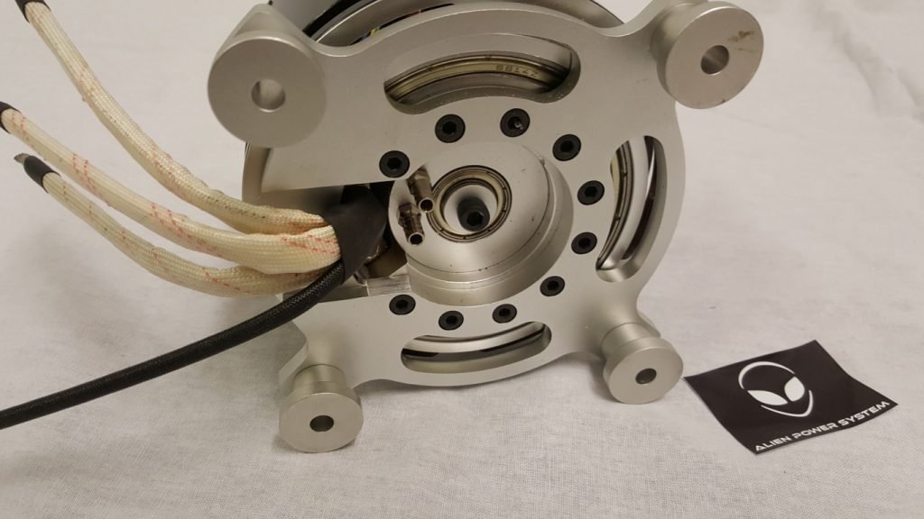 120100/SW Sensored Outrunner brushless motor 50KV 25000W water cooled